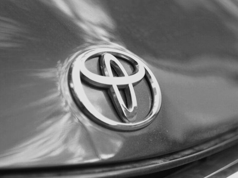 What Does SR5 Mean On Toyota